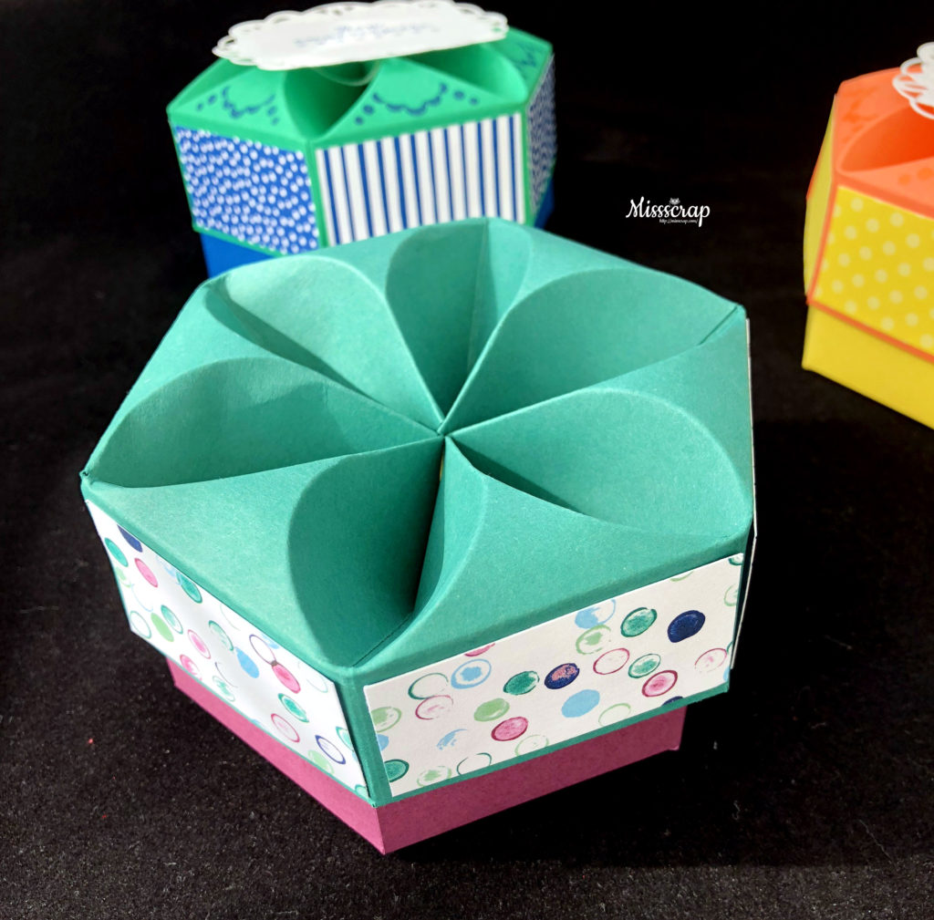 Tutoriel en vidéo: boîte rosace / Video tutorial: rosette box - Missscrap