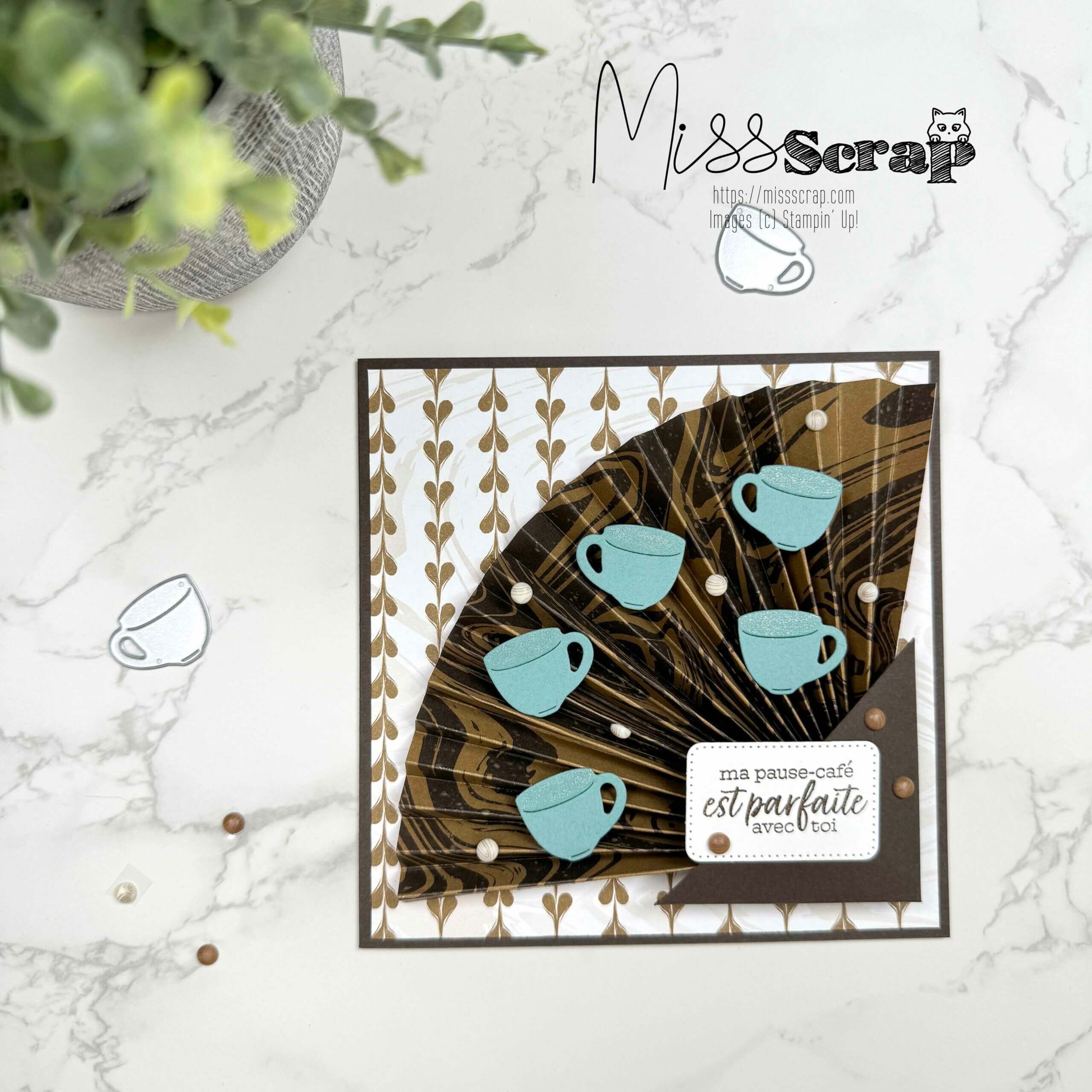 Live #216: Carte éventail / Fan card (tutoriel en vidéo) - Missscrap